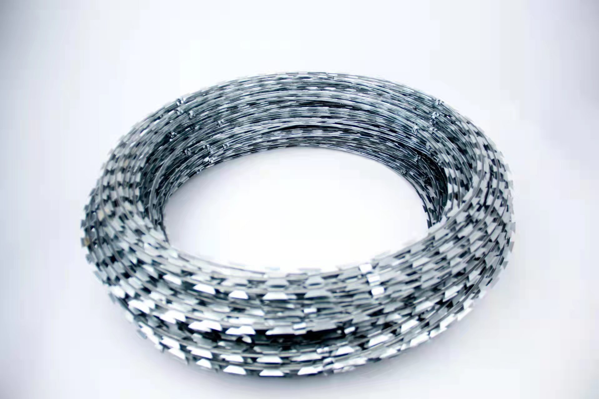 Welded Razor Wire Mesh Fence – DECHO Wire Mesh